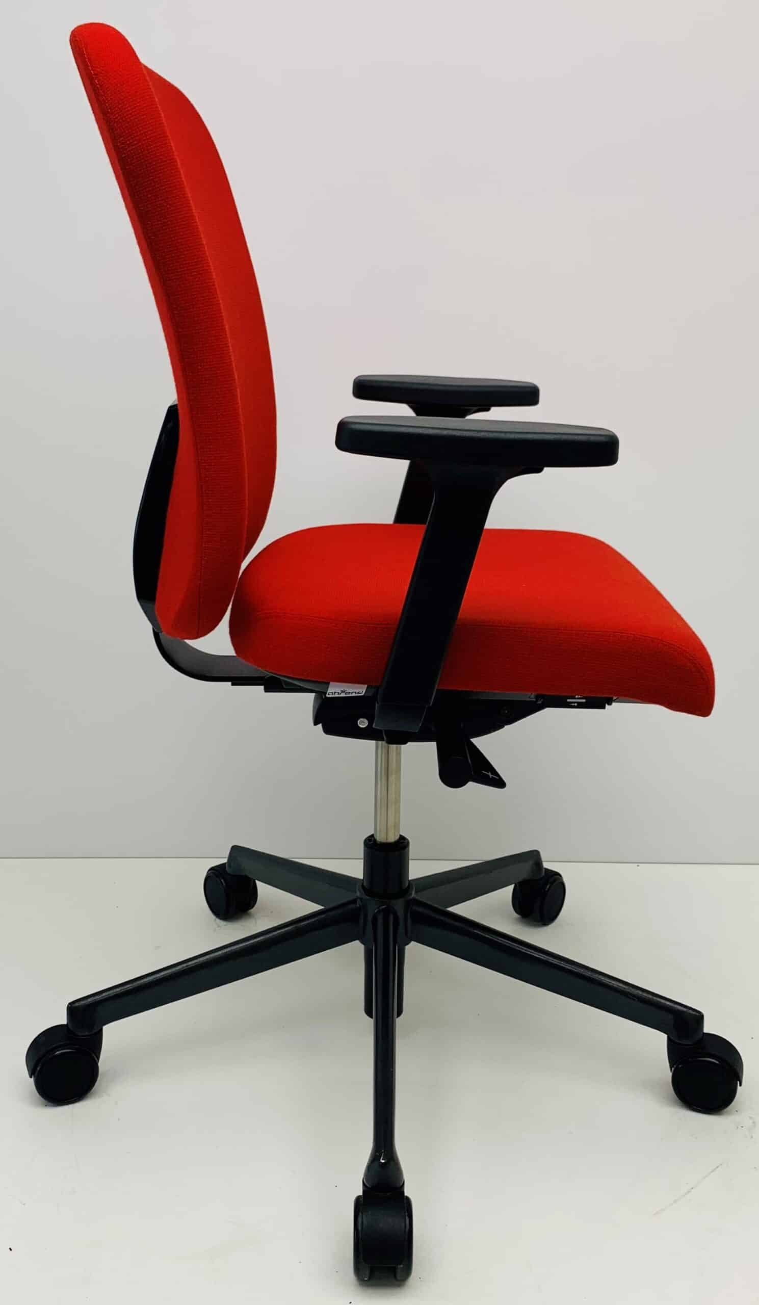 Bureaustoel Ahrend 160 rood | Gebruiktebureaustoel.nl