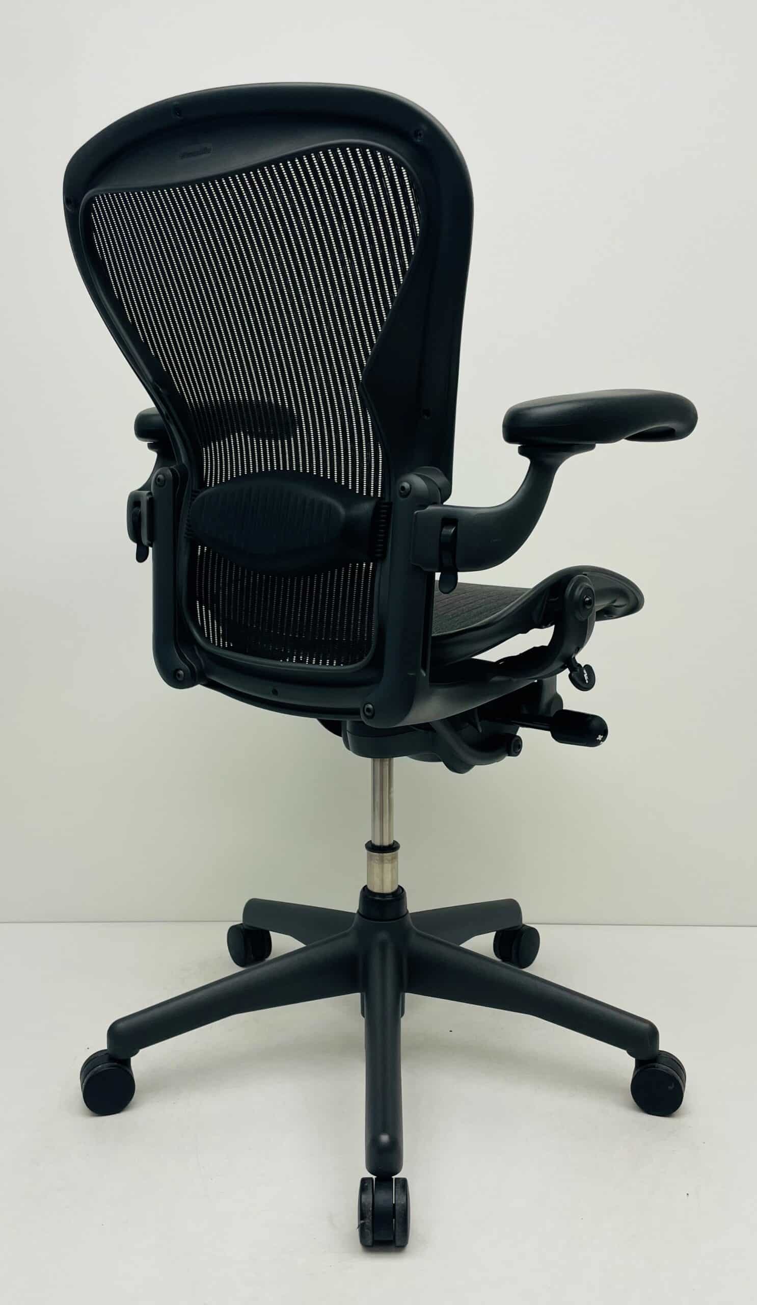 Bureaustoel Herman Miller Aeron B Antraciet Full Option ...